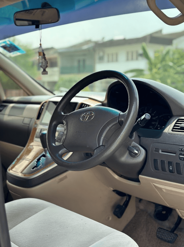 Bean MPV Car Rental Service | Alphard First Generation 8-Seater Rental ...